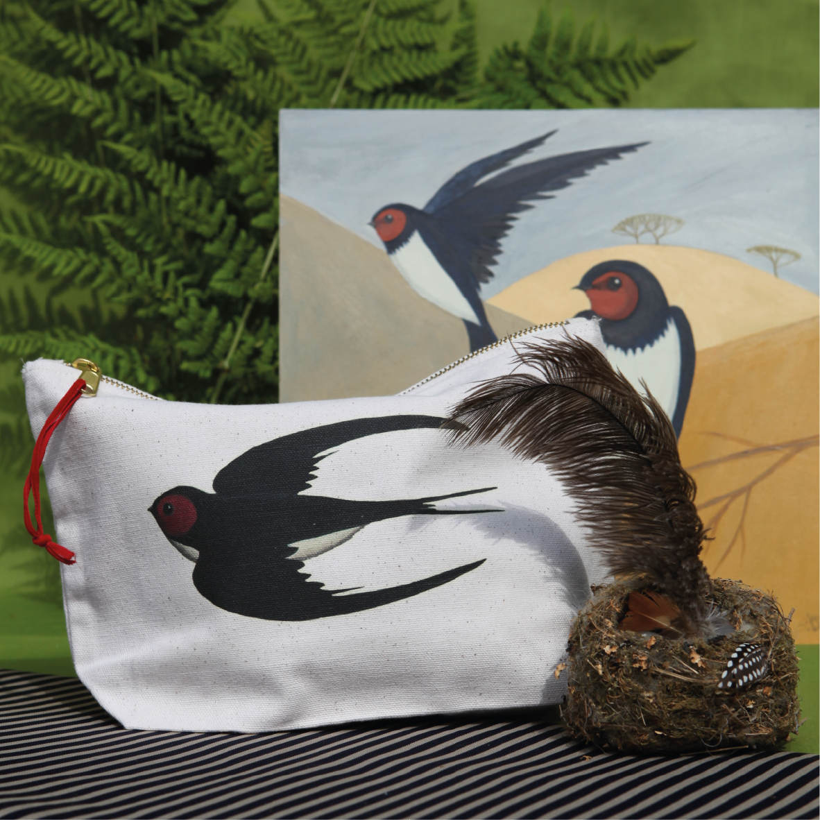 Swooping Swallow Wash Bag | Dog & Dome